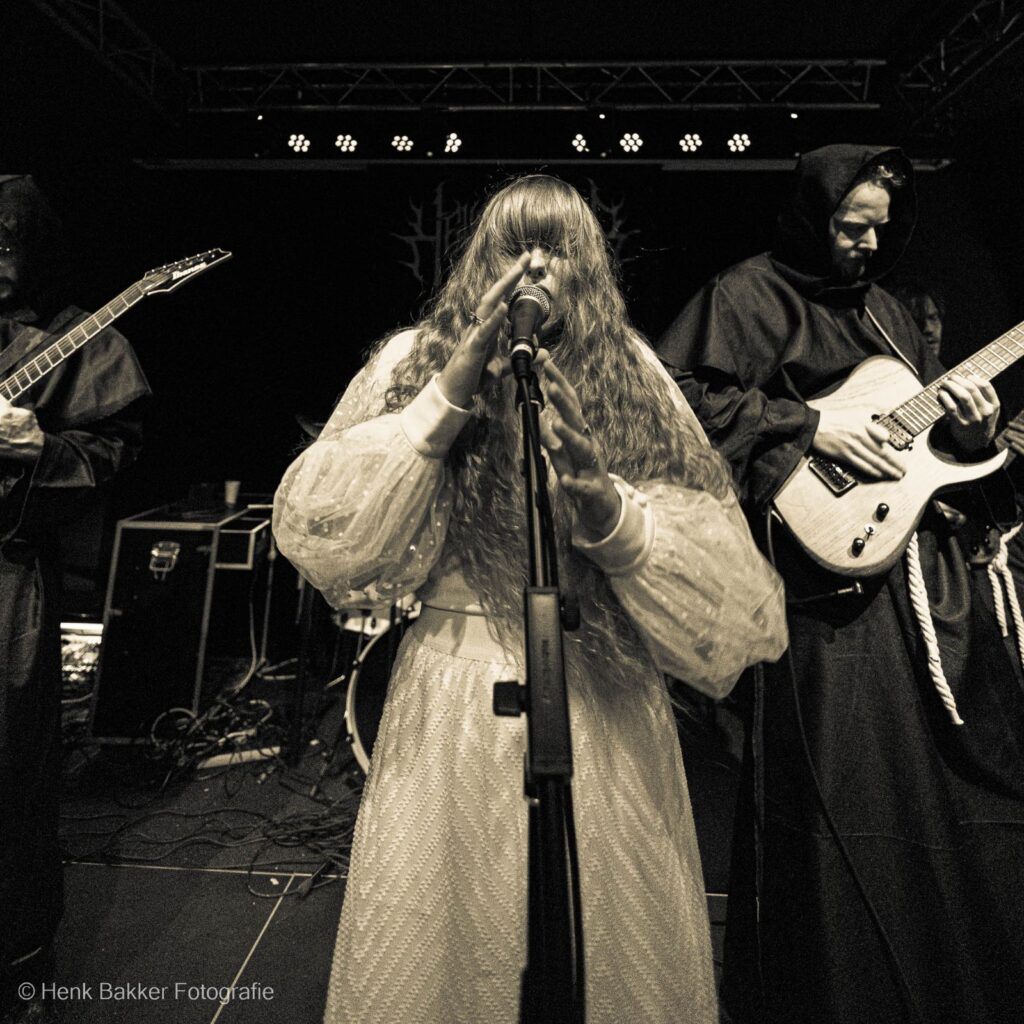 Hellevaerder - "No one expects a tiny woman like me, to produce such a ...